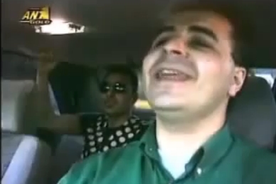 ...εδώ γελάμε!